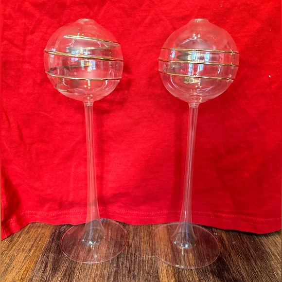 Holiday | Vintage Pair Of Glass Oil Lamps Wick Insert Raised Gold Trim ...
